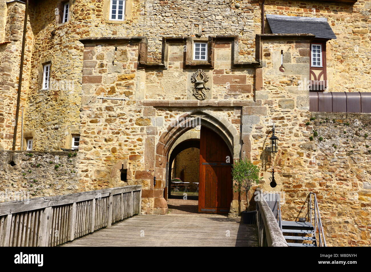 Blick auf das Schloss Spangenberg in Nordhessen Stock Photo - Alamy
