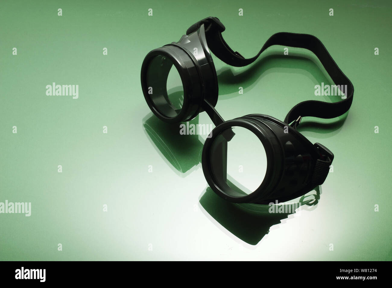 Pair of goggles hi-res stock photography and images - Alamy