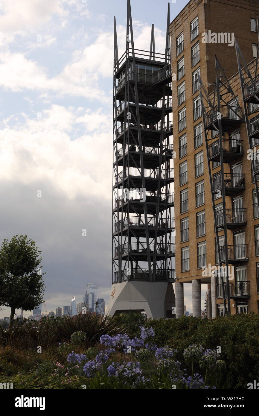 Rupert murdoch wapping hi-res stock photography and images - Alamy