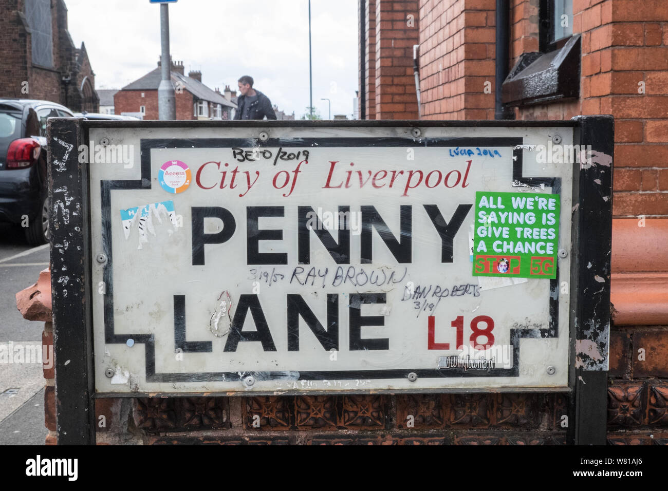Liverpool road lane sign hi-res stock photography and images - Alamy