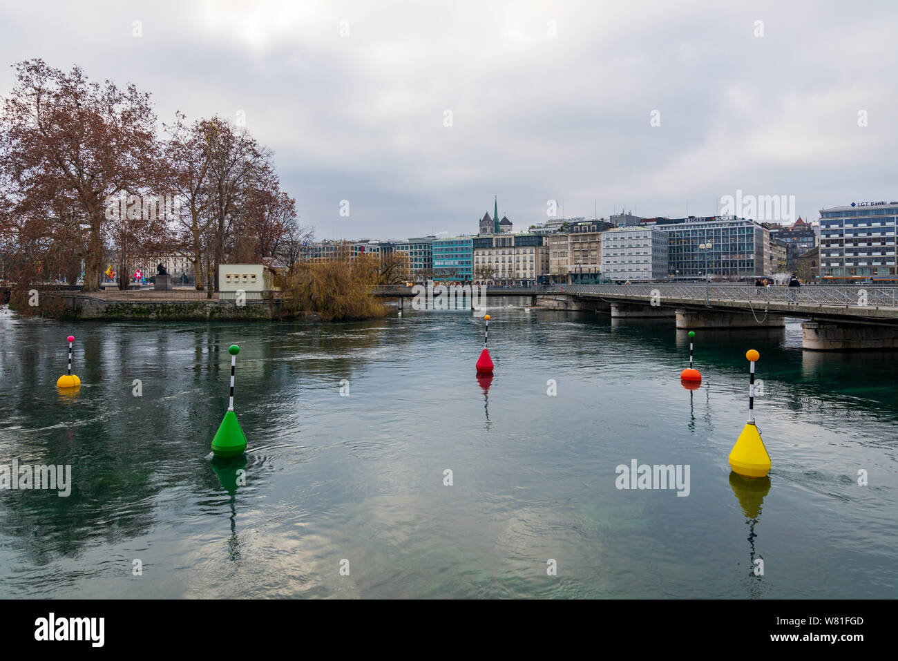 Waterside and pedestrian bridge, Pont des Bergues, cross Lake Geneva ...