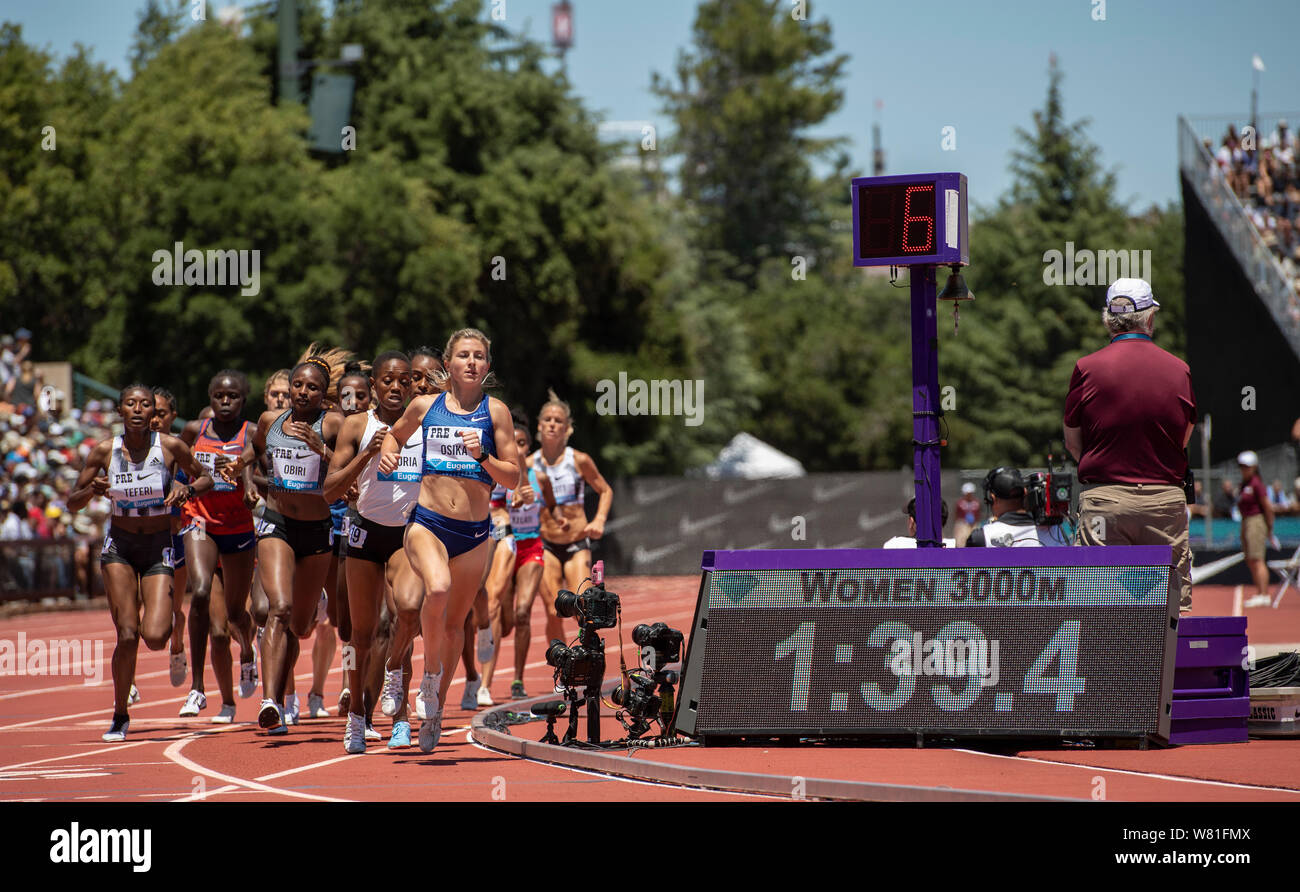 CALIFORNIA - USA - 30 JUNE 2019: Senbere Teferi (ETH) Hellen Obiri (KEN ...