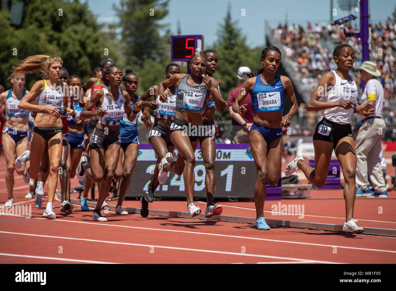 CALIFORNIA - USA - 30 JUNE 2019: Senbere Teferi (ETH) Hellen Obiri (KEN ...