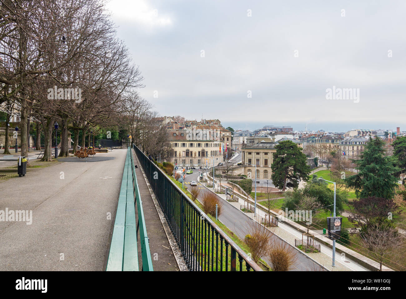 View treille promenade hi-res stock photography and images - Alamy