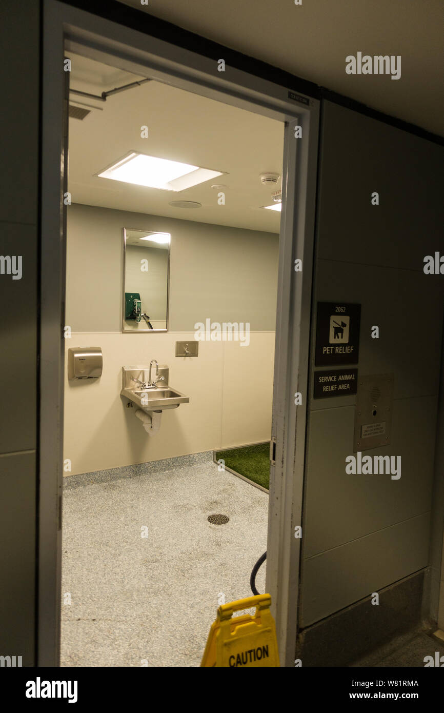 Service Animal / pet relief room, space at the Denver International ...