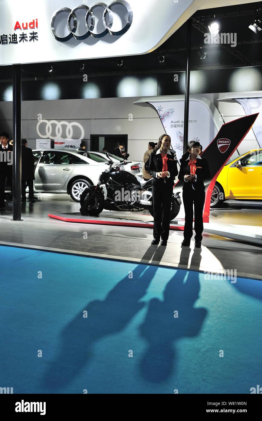 Audi employees hi-res stock photography and images - Alamy