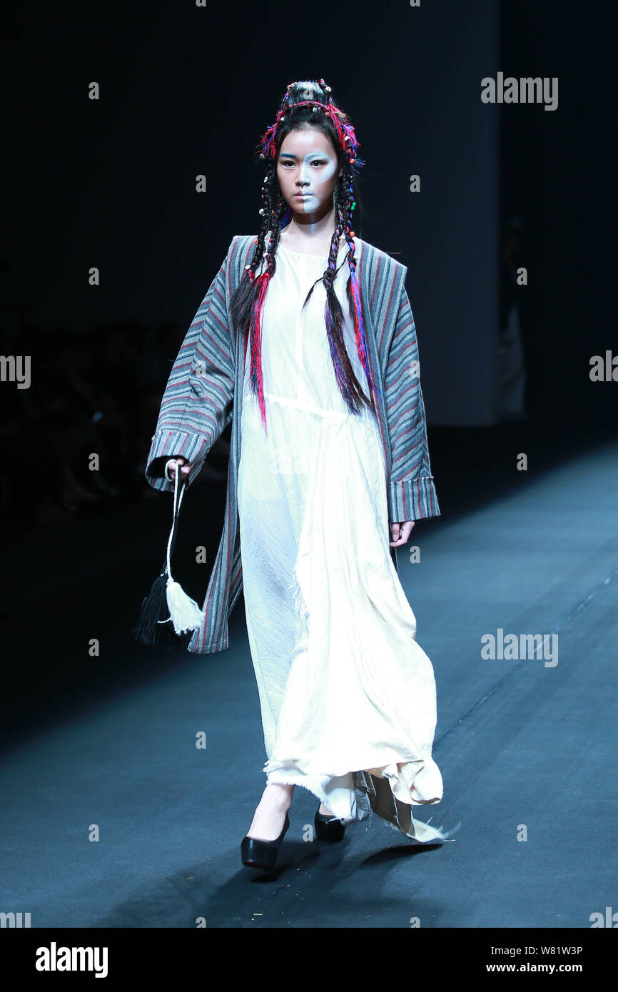 Models display new creations at the fashion show of AJ-NAMO during the ...