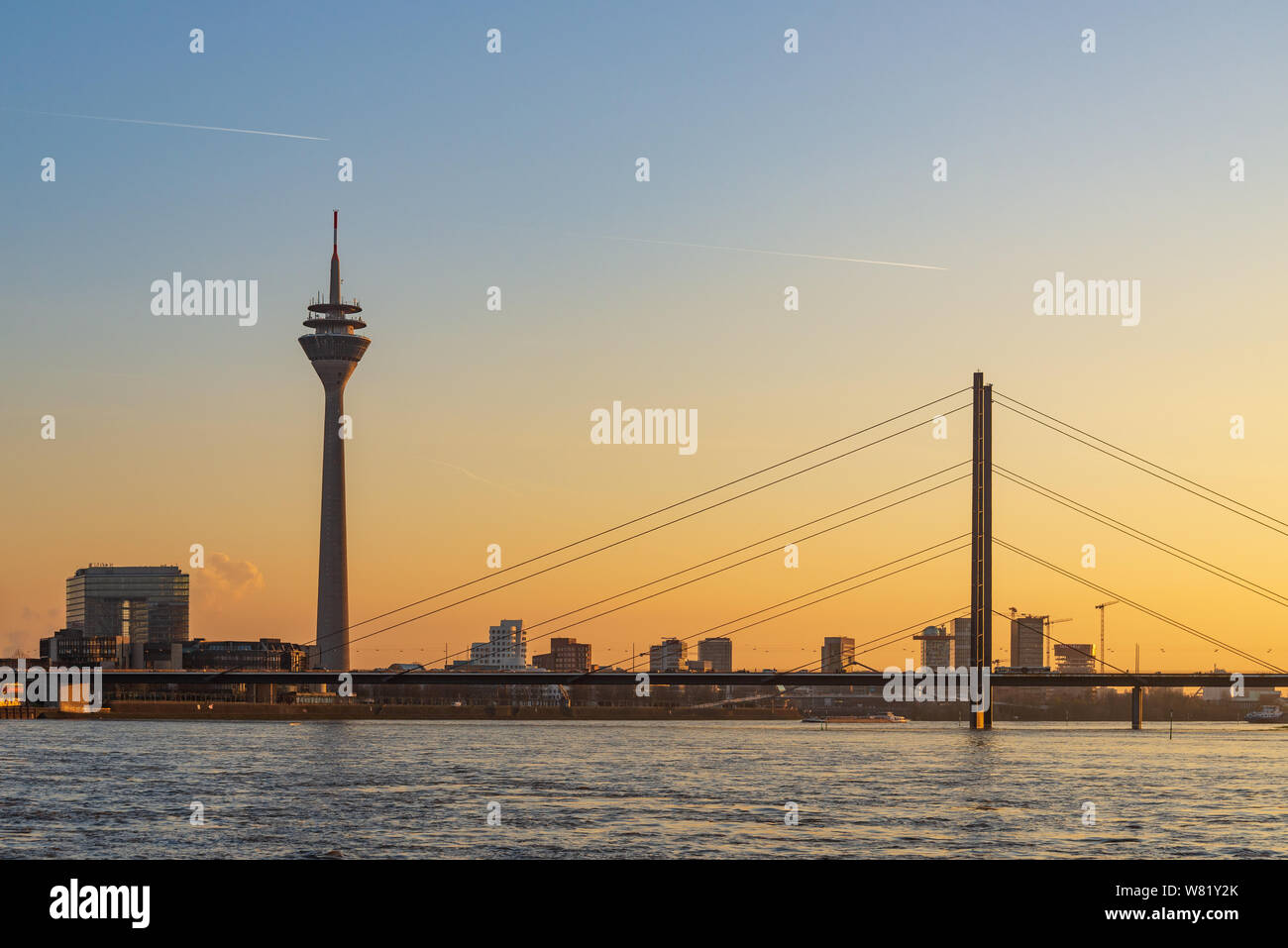 Outdoor scenery of Düsseldorf City skyline, downtown, tower bridge ...