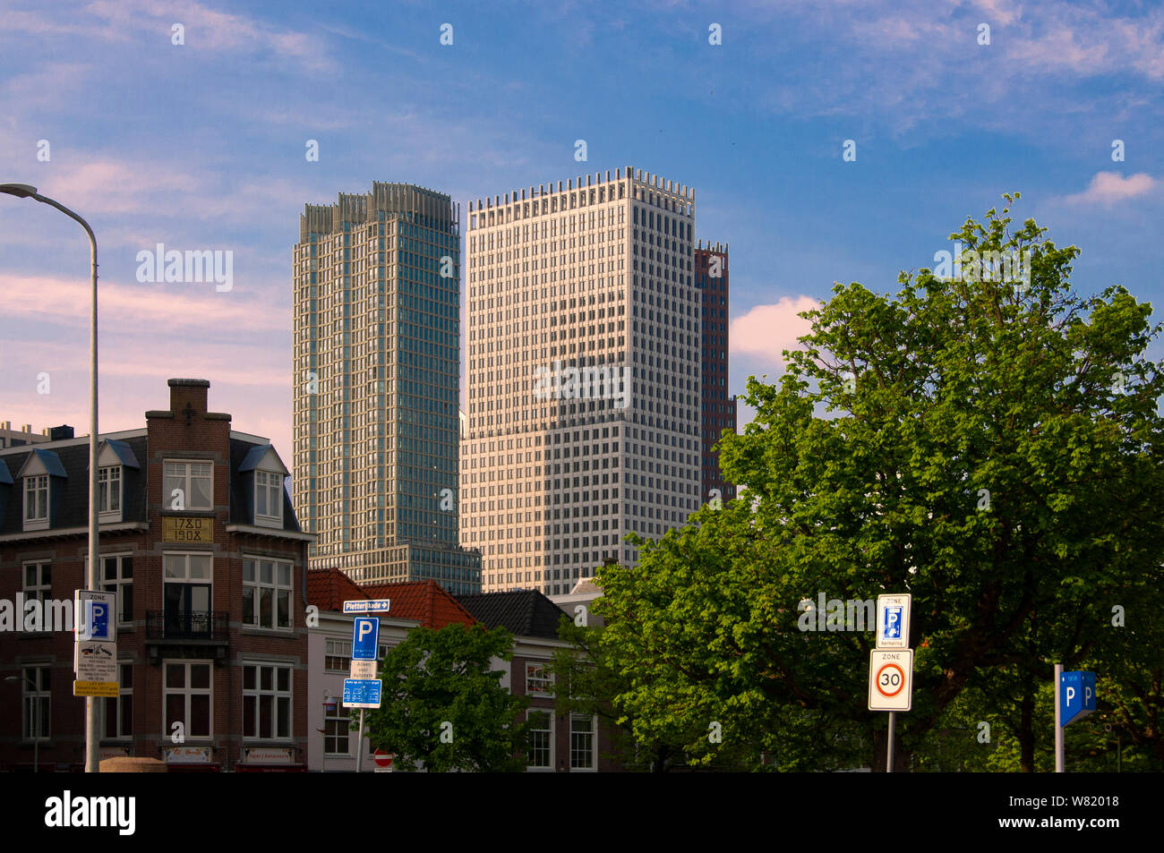 The New Hague City centre under construction. Charles M. Vella/Alamy ...