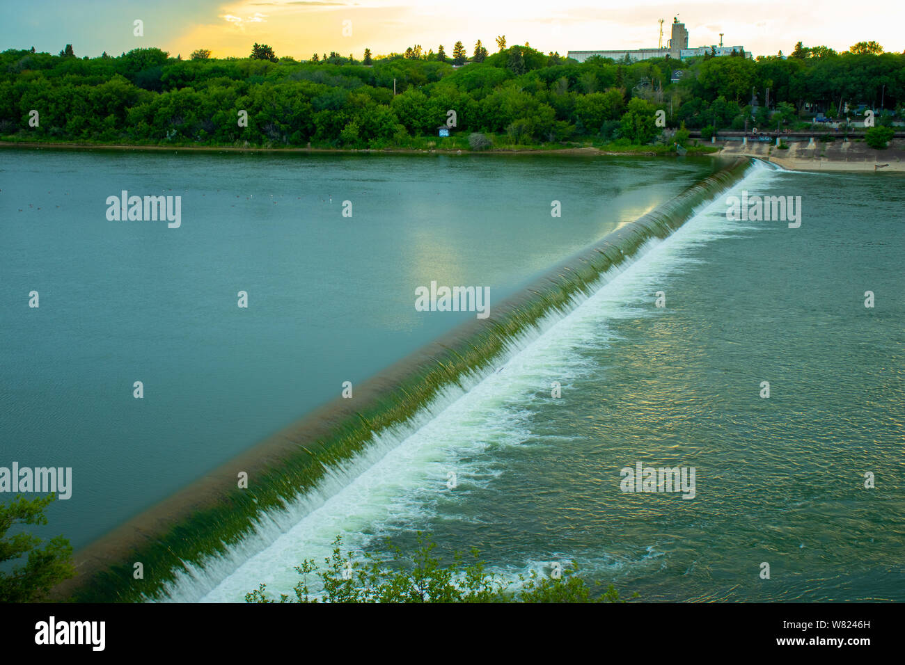 View of the weir in Saskatoon Saskatchewan Canada Stock Photo - Alamy