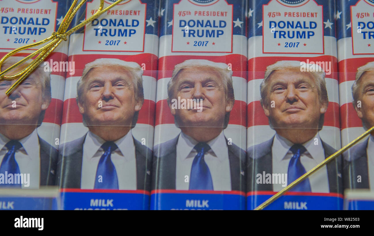 Trump candy bar hi-res stock photography and images - Alamy