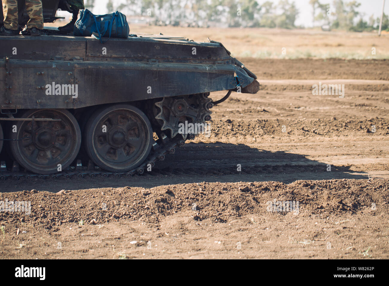 Exercises tanks hi-res stock photography and images - Alamy