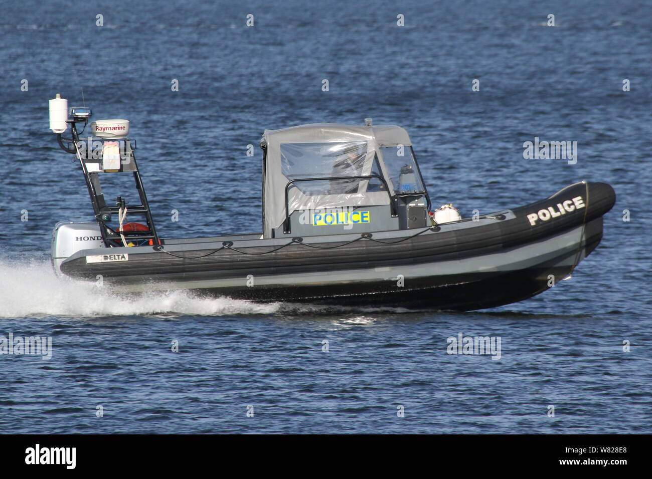 India police boat hi-res stock photography and images - Alamy