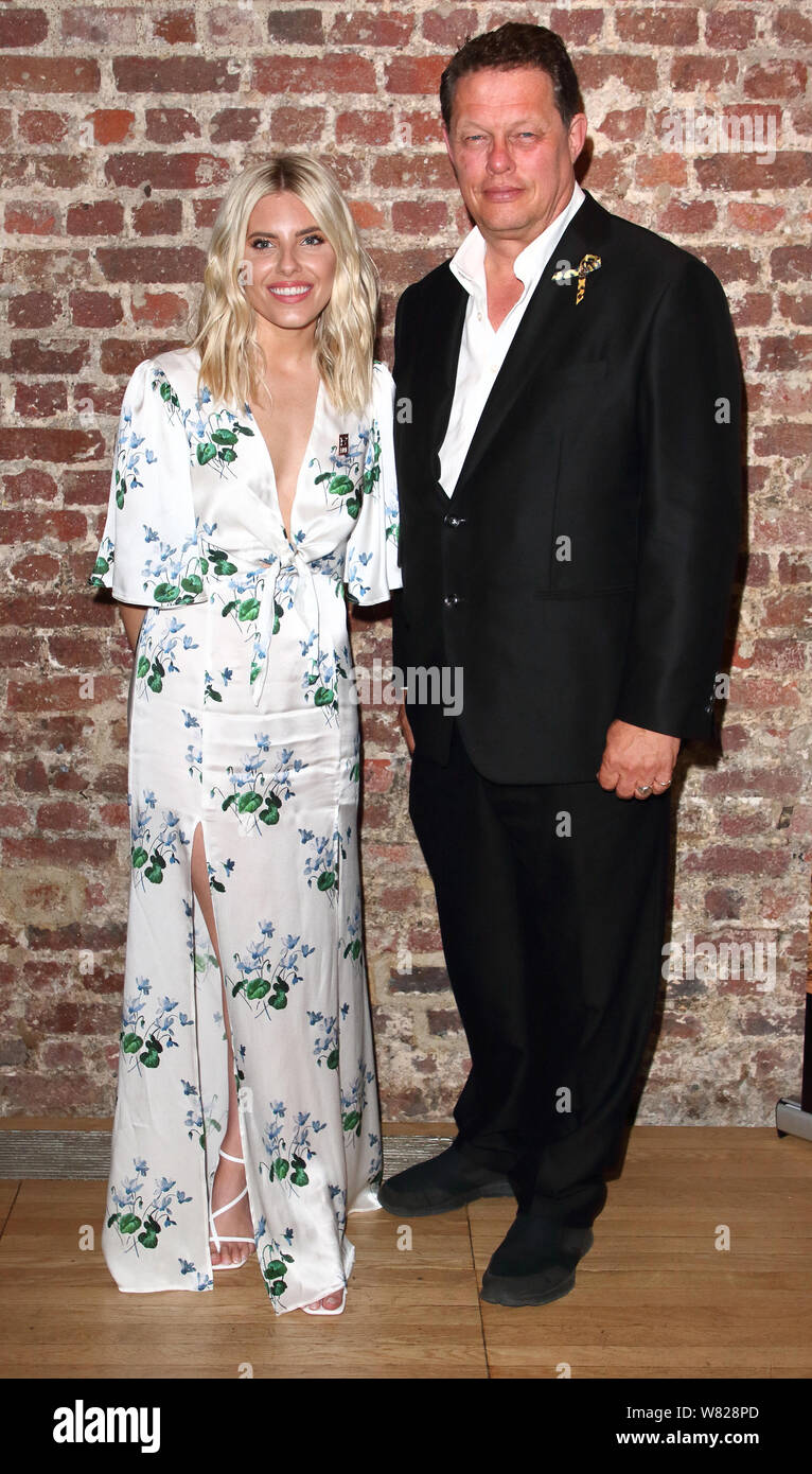 Will travers hi-res stock photography and images - Alamy