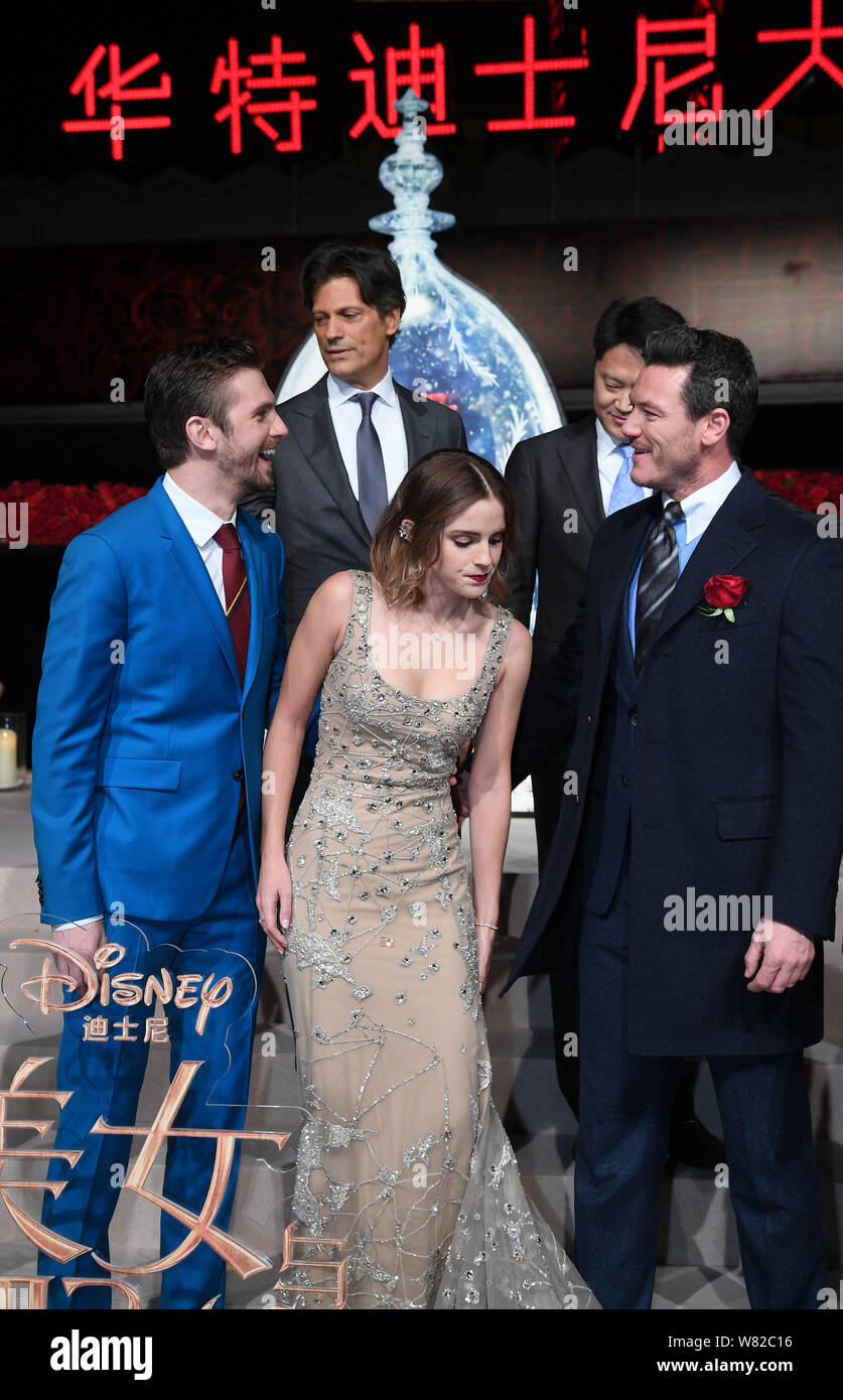 (From left) English actor Daniel Jonathan "Dan" Stevens, British ...