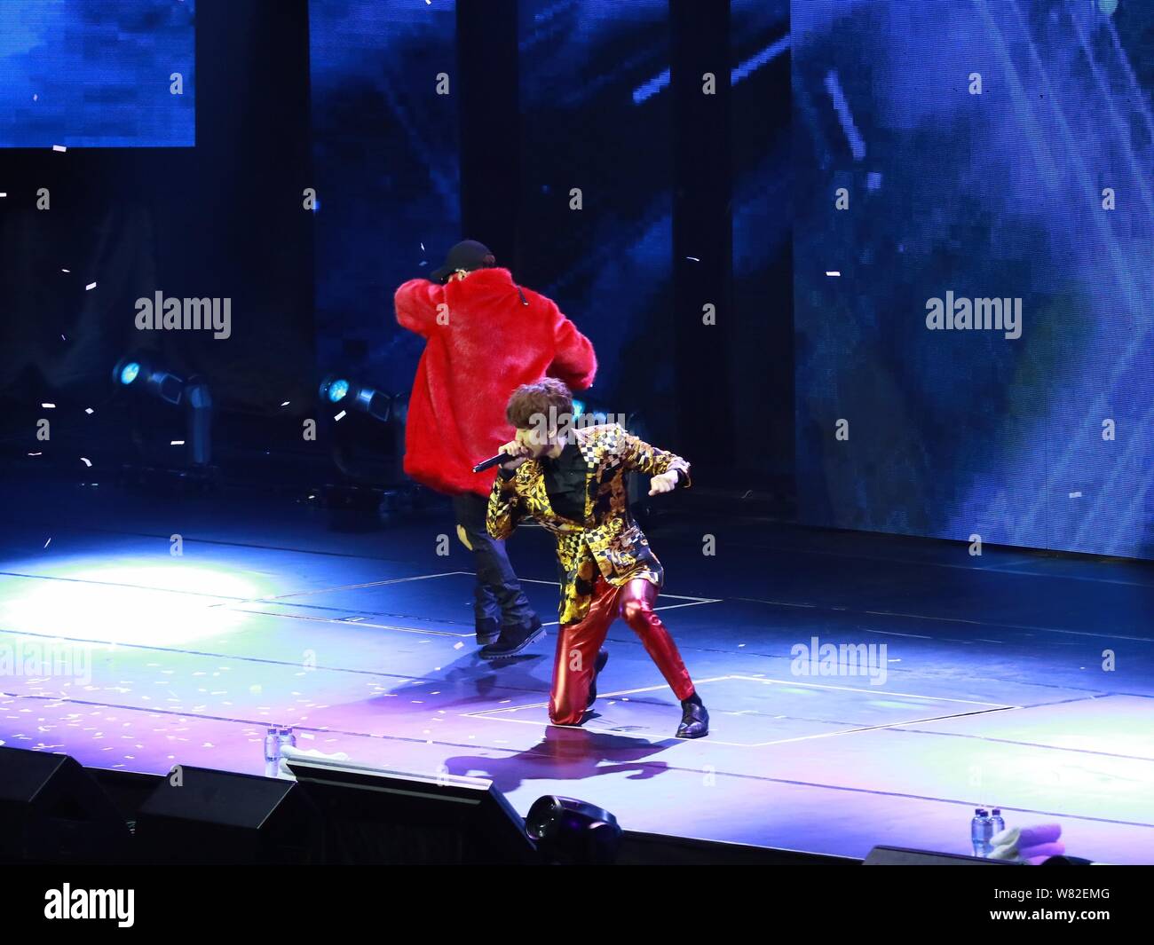 (From left) South Korean actor Lee Kwang-so, entertainer Ha Dong-hoon ...