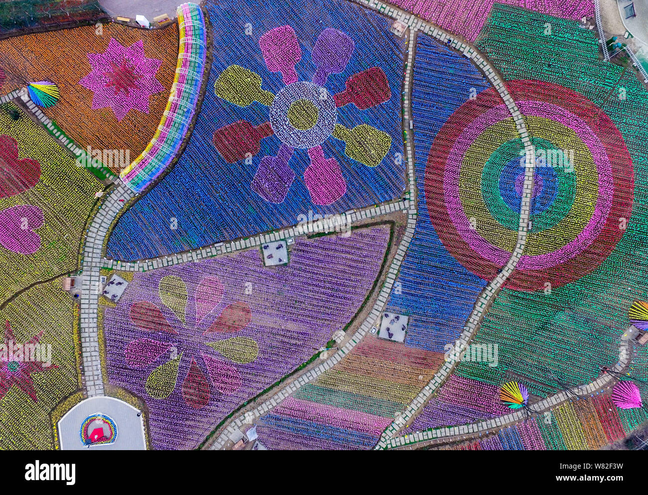 Chinese pinwheels hi-res stock photography and images - Alamy