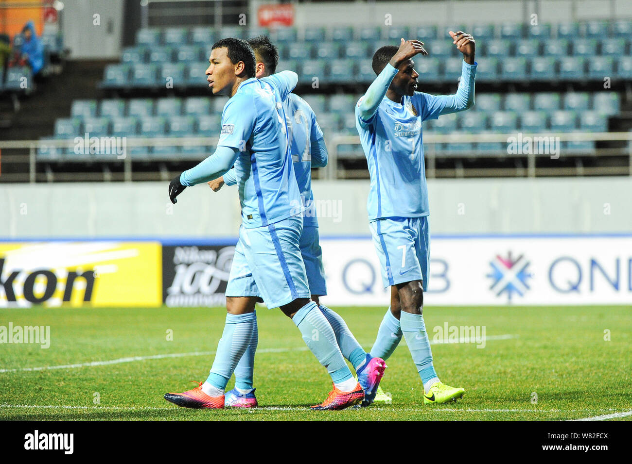 Left to right ramires hi-res stock photography and images - Alamy