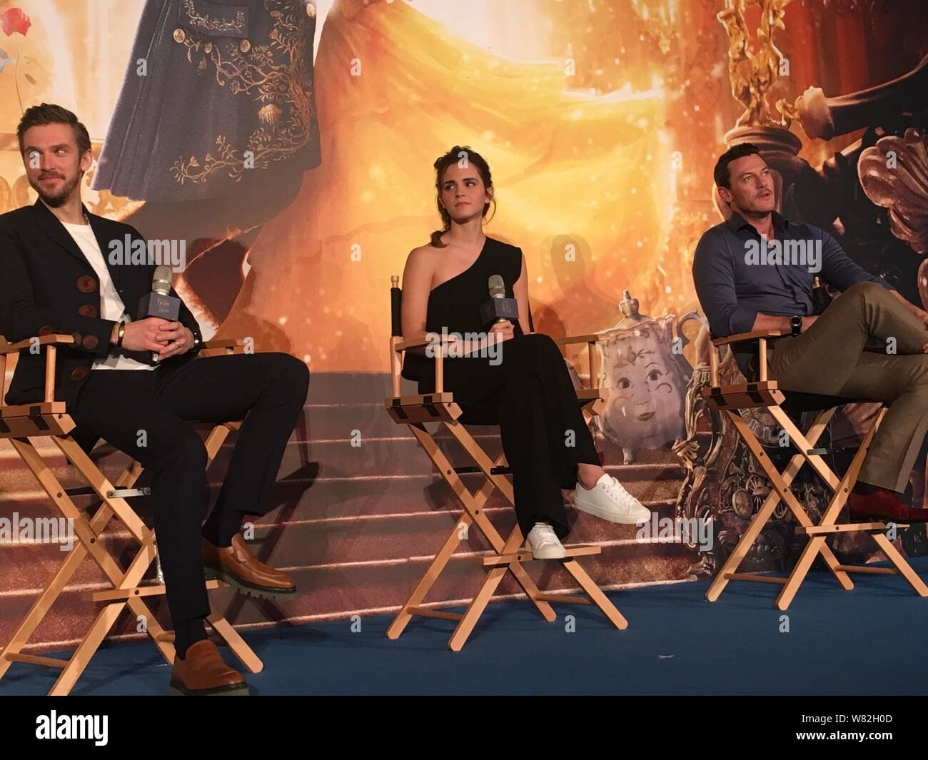 (From left) English actor Daniel Jonathan "Dan" Stevens, British ...