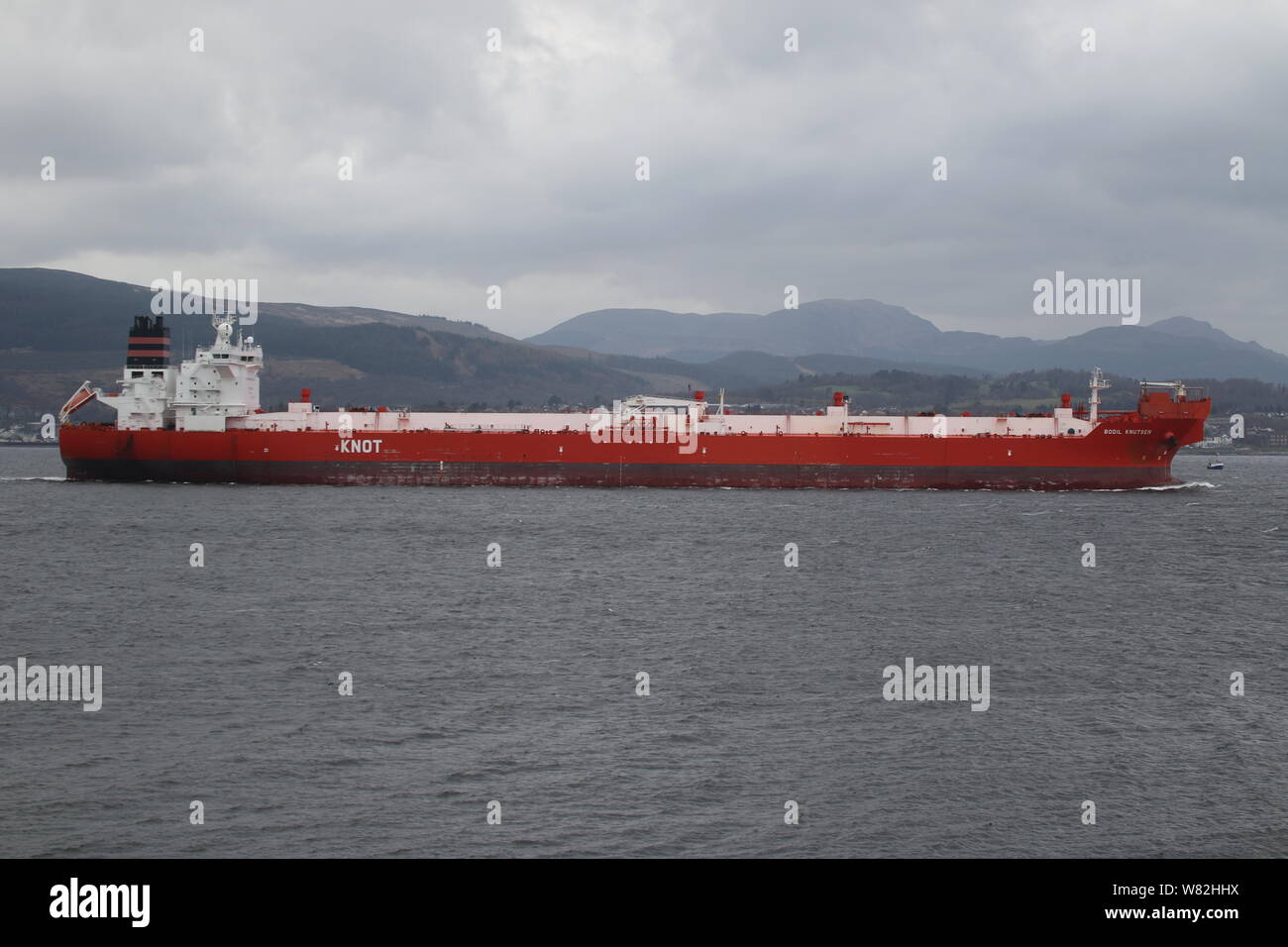 Loch Long Oil Terminal High Resolution Stock Photography and Images - Alamy