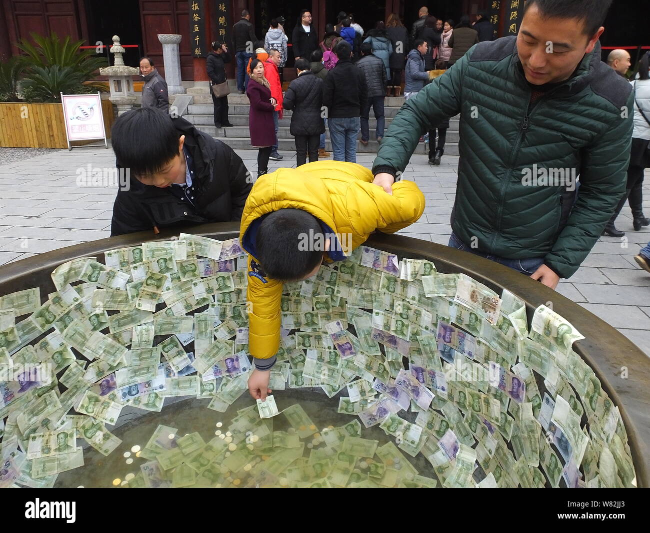 Yuquan Temple High Resolution Stock Photography and Images - Alamy