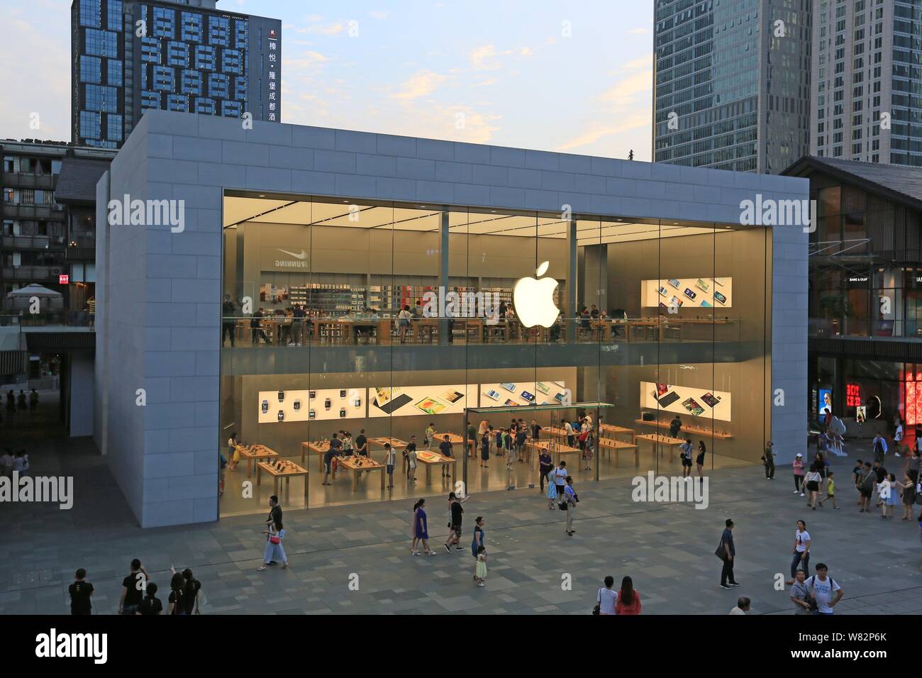 Chengdu Apple Store