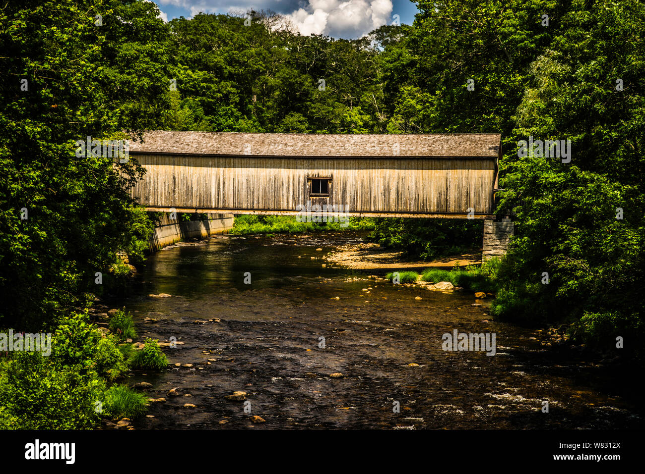 Comstock's Bridge East Hampton, Connecticut, USA Stock Photo - Alamy