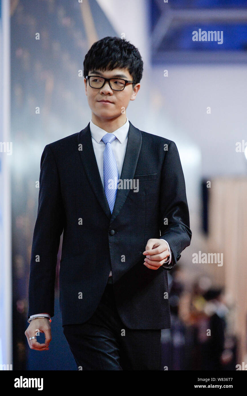 Chinese Go champion Ke Jie arrives at the red carpet for the China CCTV ...