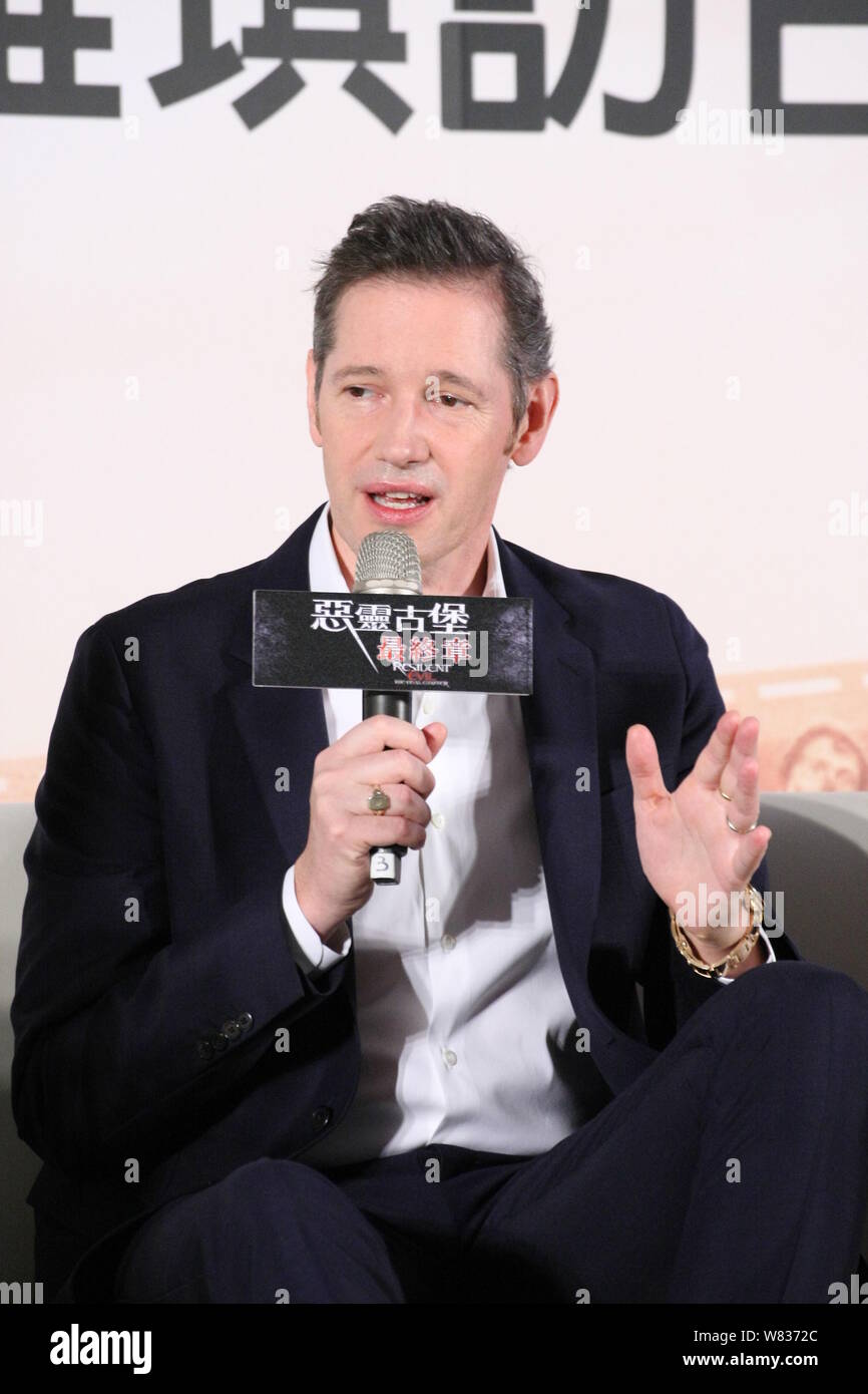 Resident evil resident evil paul hi-res stock photography and images ...