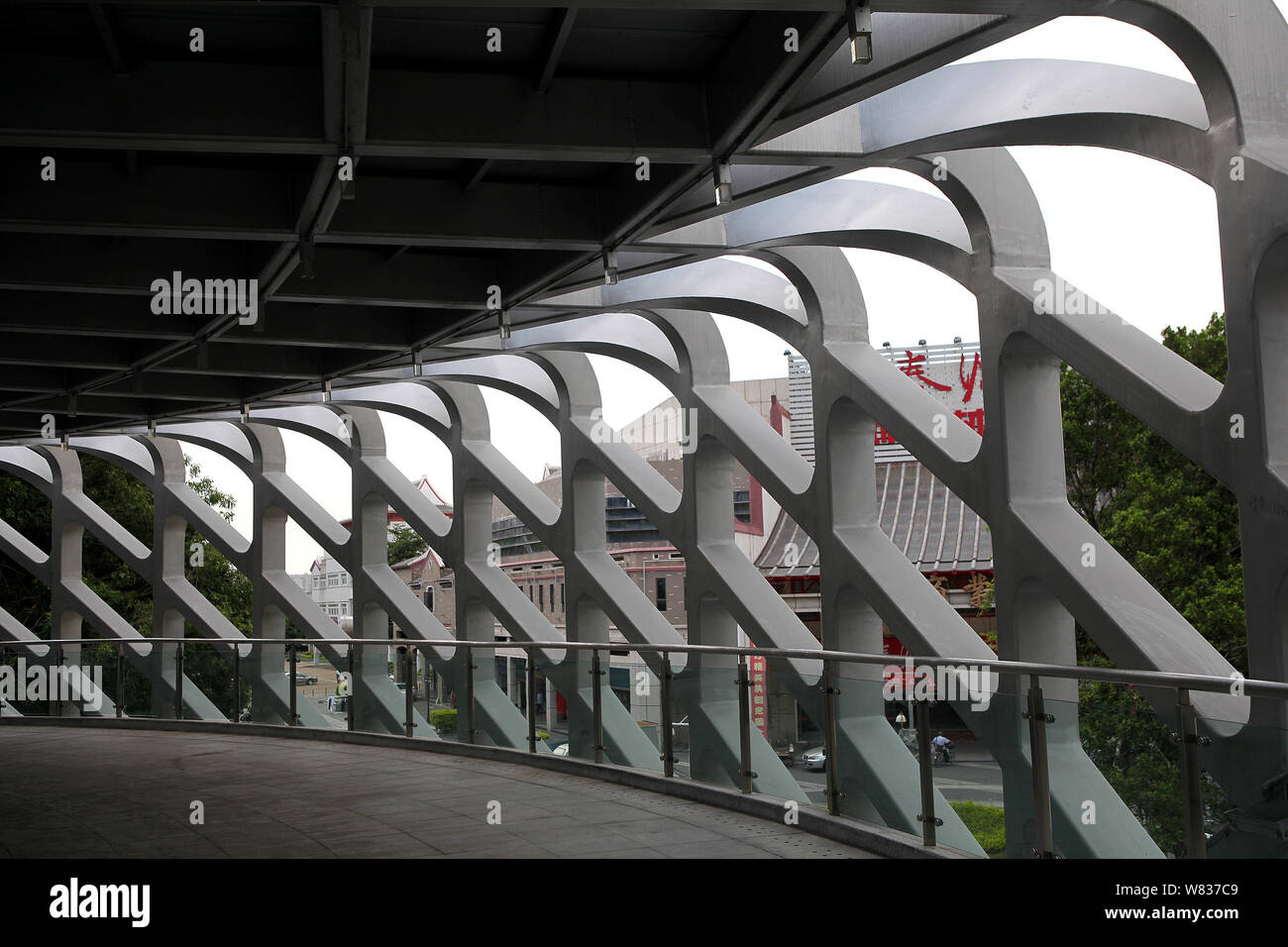 A view of the flower-shaped Chunhua Footbridge over the junction of ...