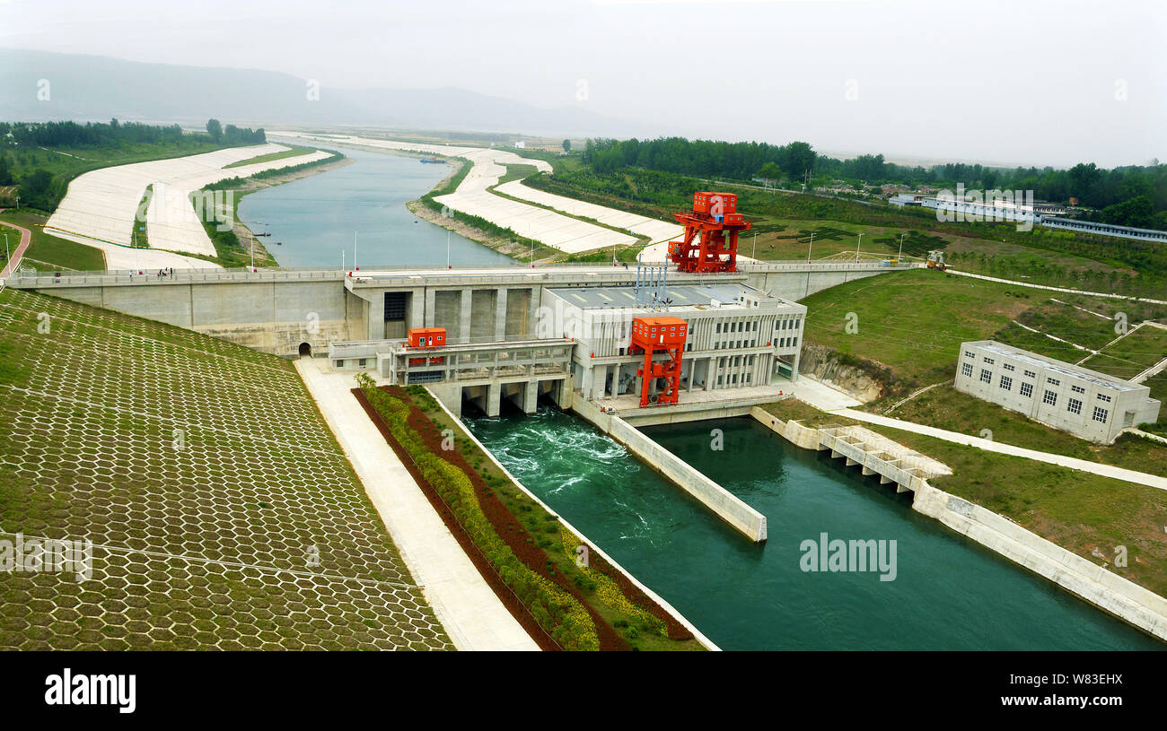 --FILE--A view of a water channel and a pumping station in the middle ...