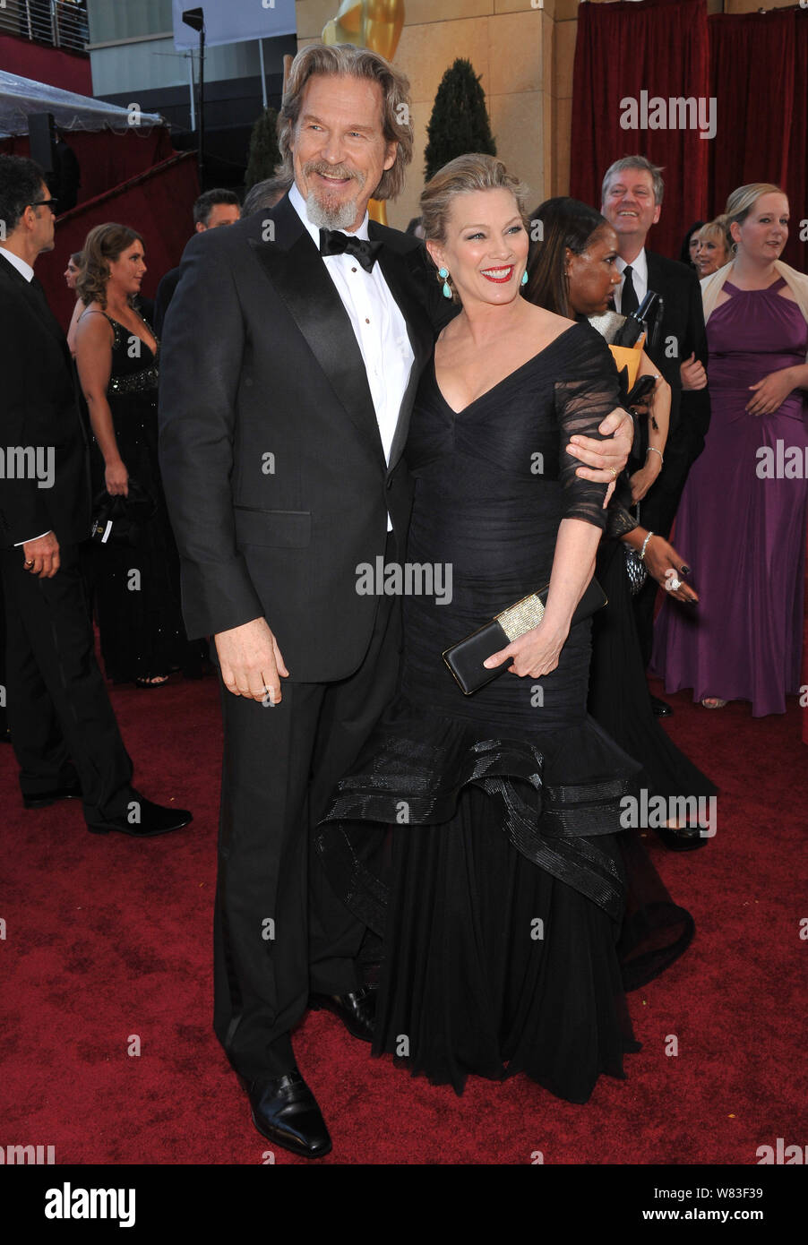 LOS ANGELES, CA. March 07, 2010: Jeff Bridges & Susan Bridges at the ...