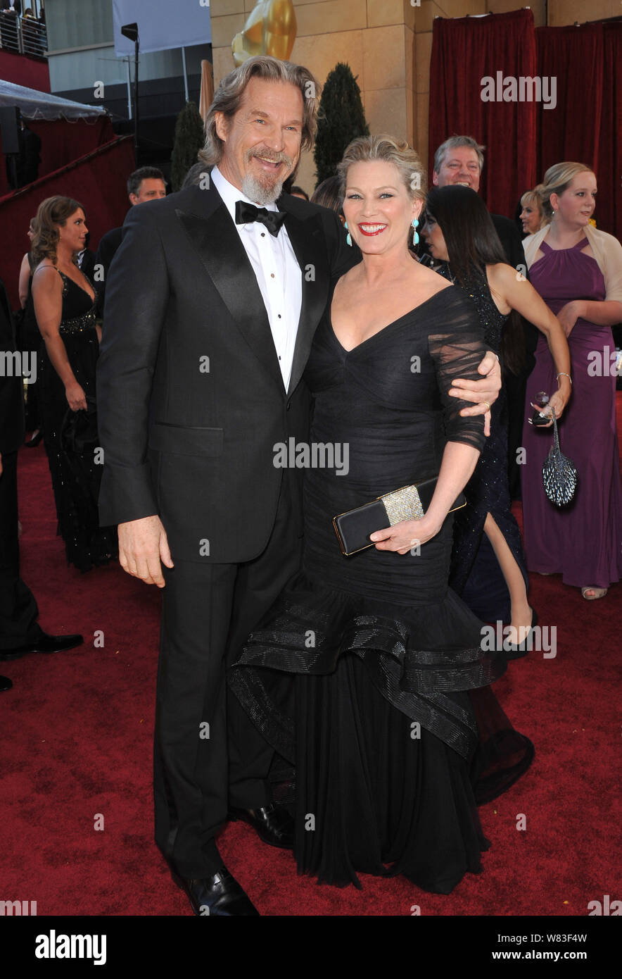 LOS ANGELES, CA. March 07, 2010: Jeff Bridges & Susan Bridges at the ...