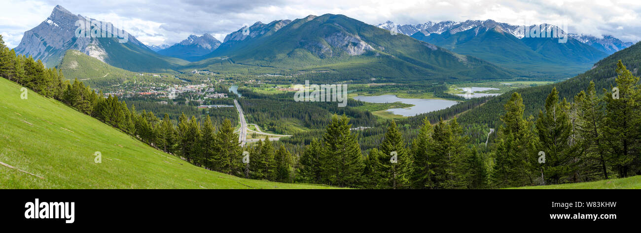 Banff town hi-res stock photography and images - Alamy