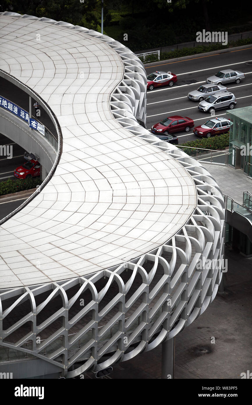A view of the flower-shaped Chunhua Footbridge over the junction of Nanshan and Shennan ...