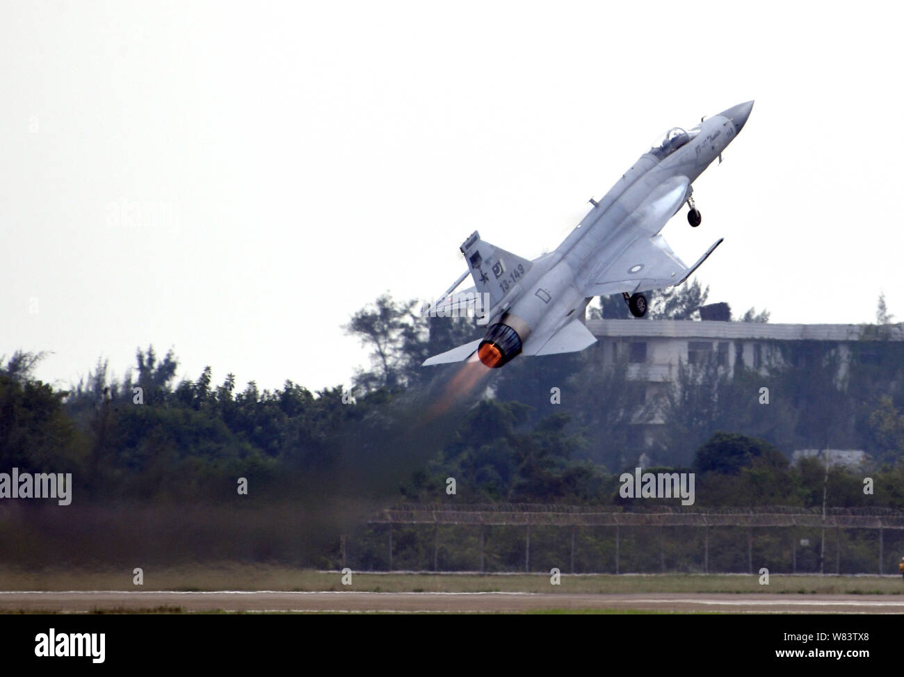 A PAC JF-17 Thunder or CAC FC-1 Xiaolong fighter jet jointly developed ...
