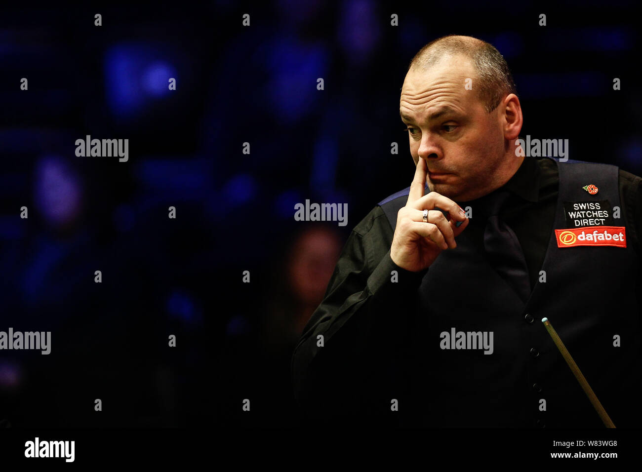 Champion of champions snooker hi-res stock photography and images - Alamy