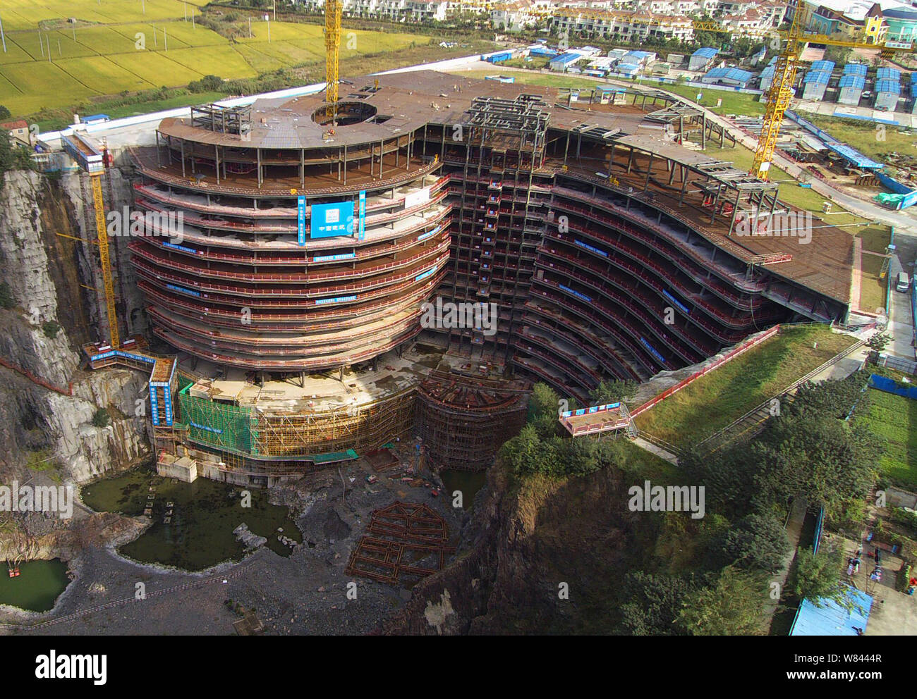 The five-star Shanghai Tianmashan Pit Hotel, also known as the Shimao ...