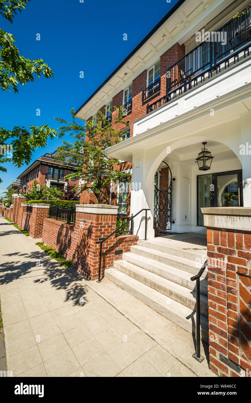 Subdivision entrance High Resolution Stock Photography and Images - Alamy