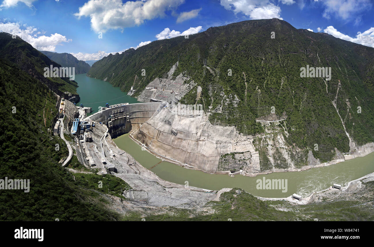 Jinping dam hi-res stock photography and images - Alamy