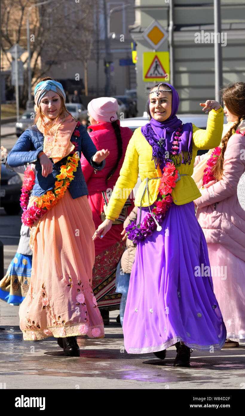 Gypsies in russia hi-res stock photography and images - Alamy