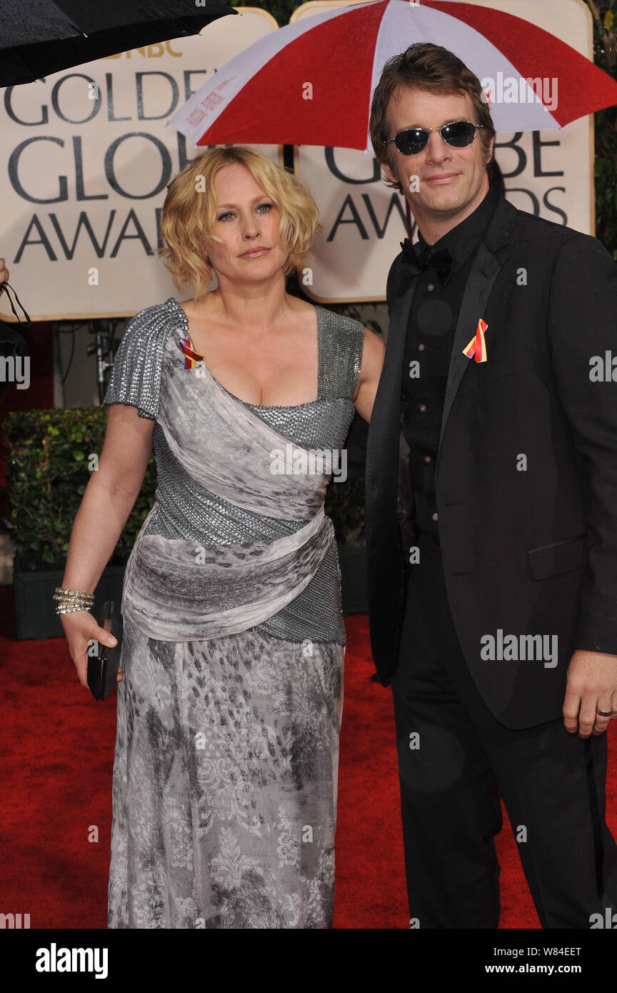LOS ANGELES, CA. January 17, 2010: Patricia Arquette & Thomas Jane at ...