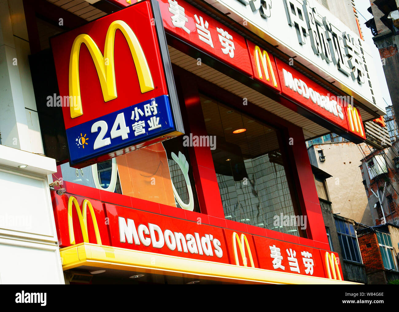 Fast food chief hi-res stock photography and images - Alamy