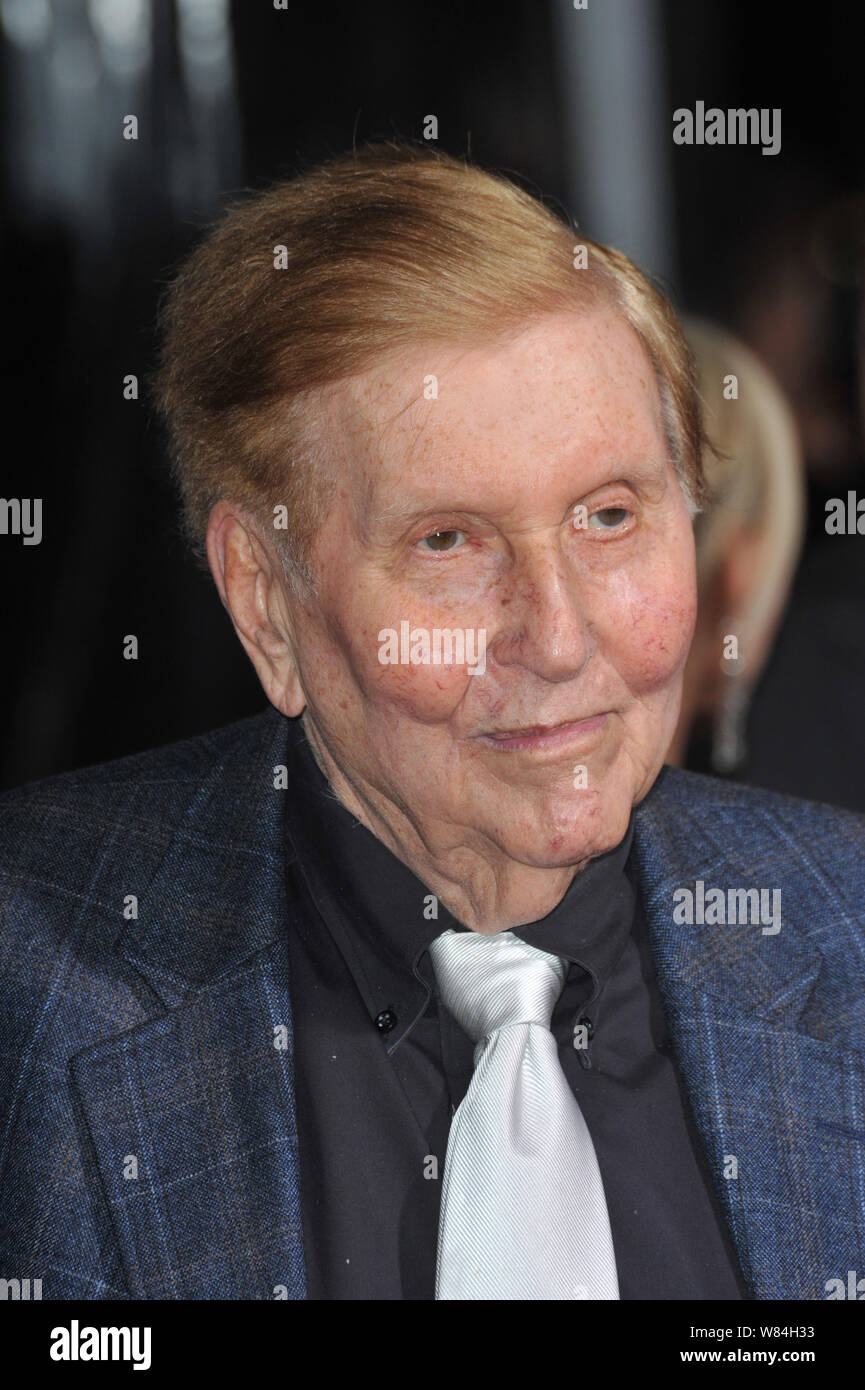 LOS ANGELES, CA. January 19, 2010: Sumner Redstone at the premiere of ...