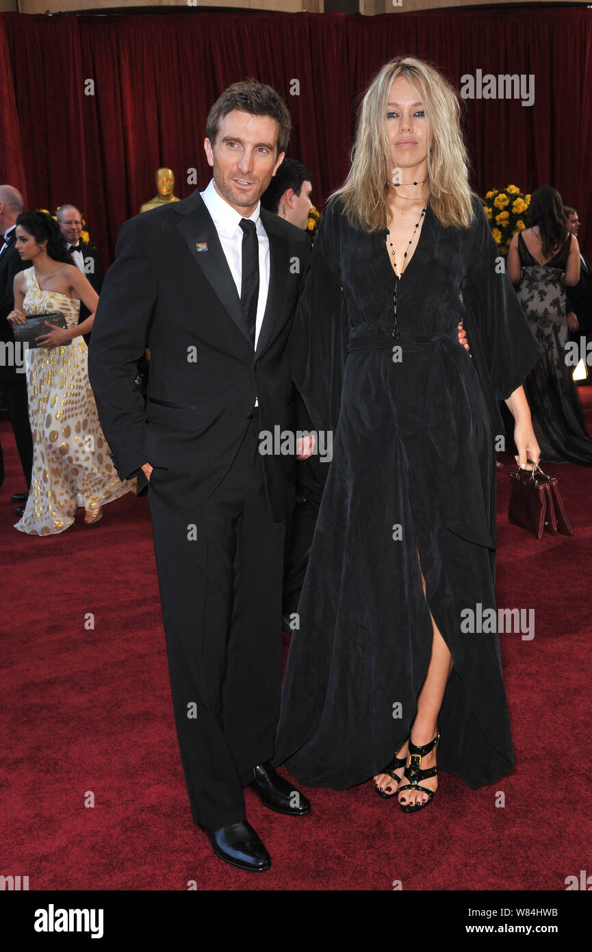 Sharlto copley academy awards 2010 arrivals hi-res stock photography ...