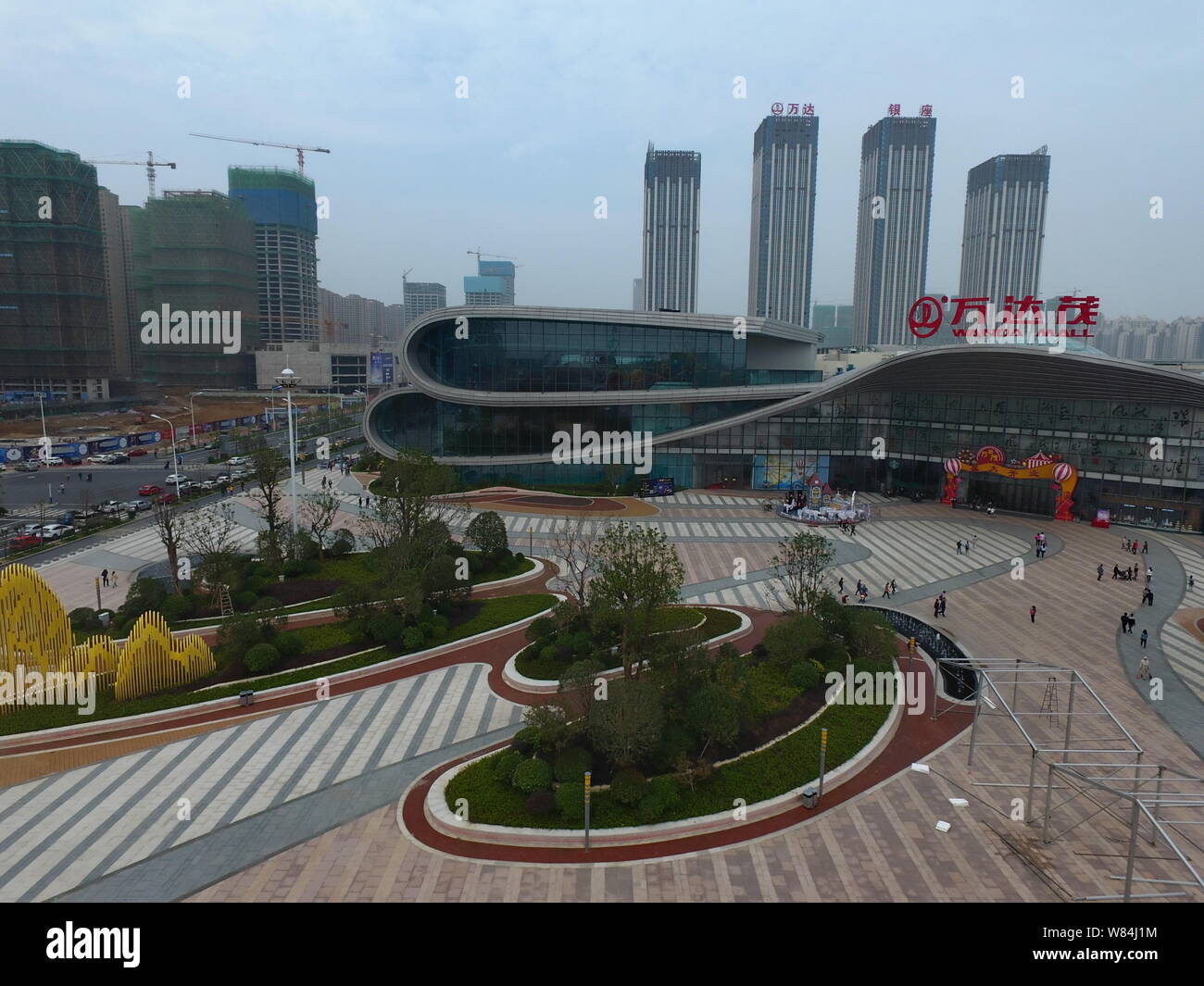Dalian theme park hi-res stock photography and images - Alamy