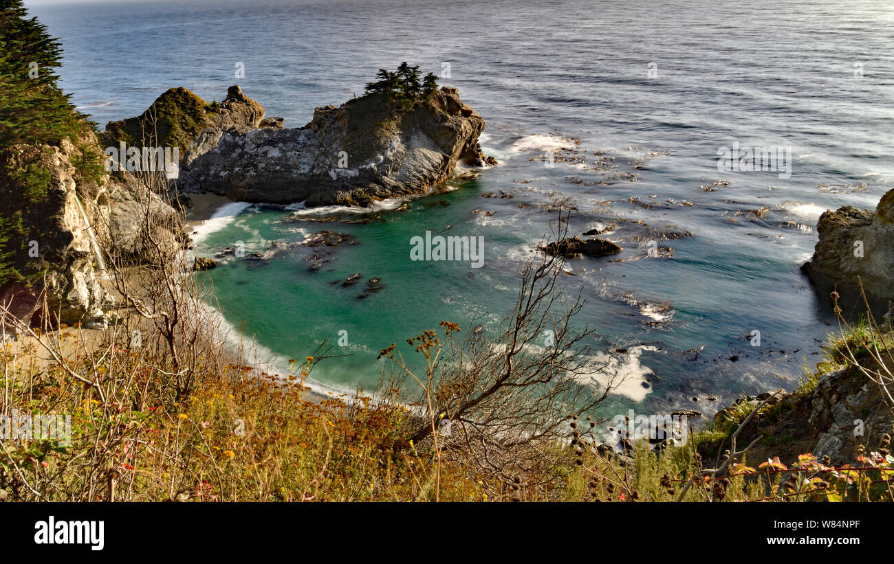 Mcway fall on highway 1 hi-res stock photography and images - Alamy