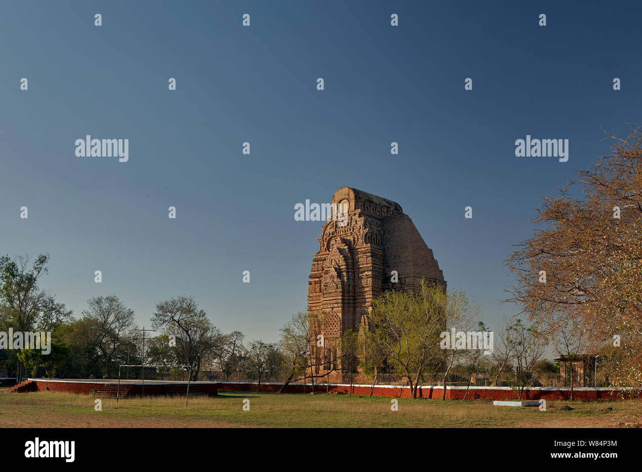 07 Mar 2007 side face of teli ka mandir temple in gwalior fort, Madhya ...