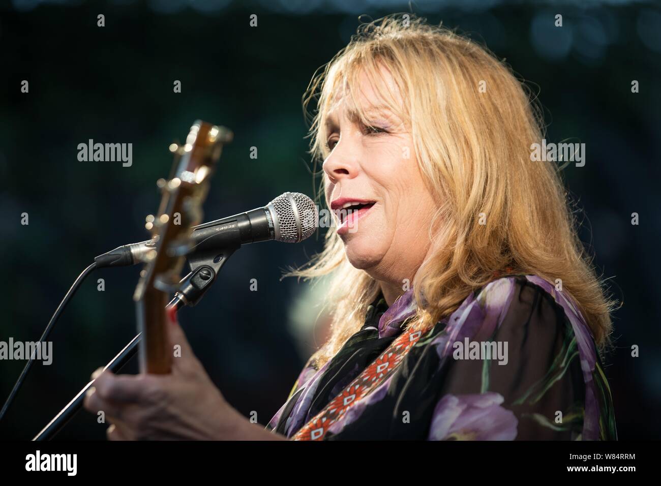 American singer Rickie Lee Jones performs during the Zhujiajiao Water ...