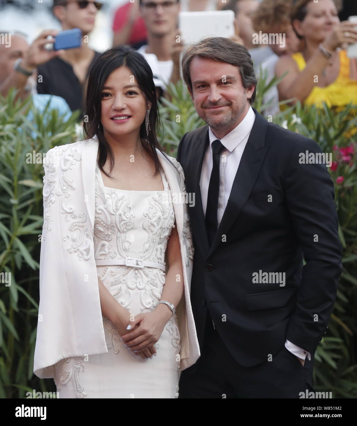 Vicki Zhao Wedding Taiwan Star Mark Chao Marries Chinese Actress Gao